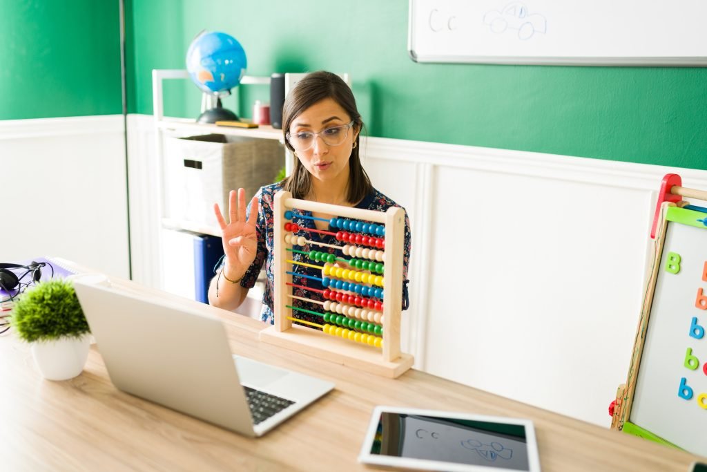4 Engaging Abacus Classes in Dubai - Abacus and Vedic Maths